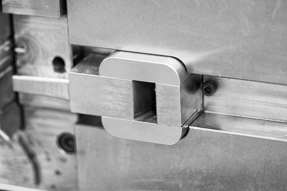 Knarr: Normalien für den Formenbau • Pergler Media